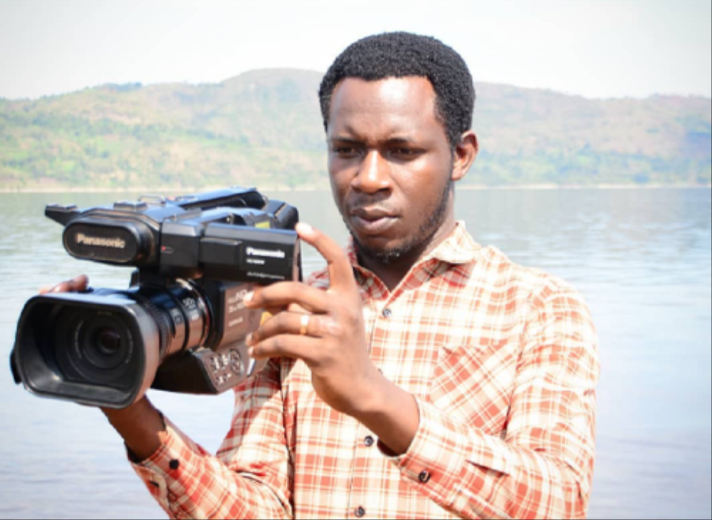 Umunyamakuru Manirakiza Theogene yatawe muri yombi ashinjwa ruswa – Ahabona