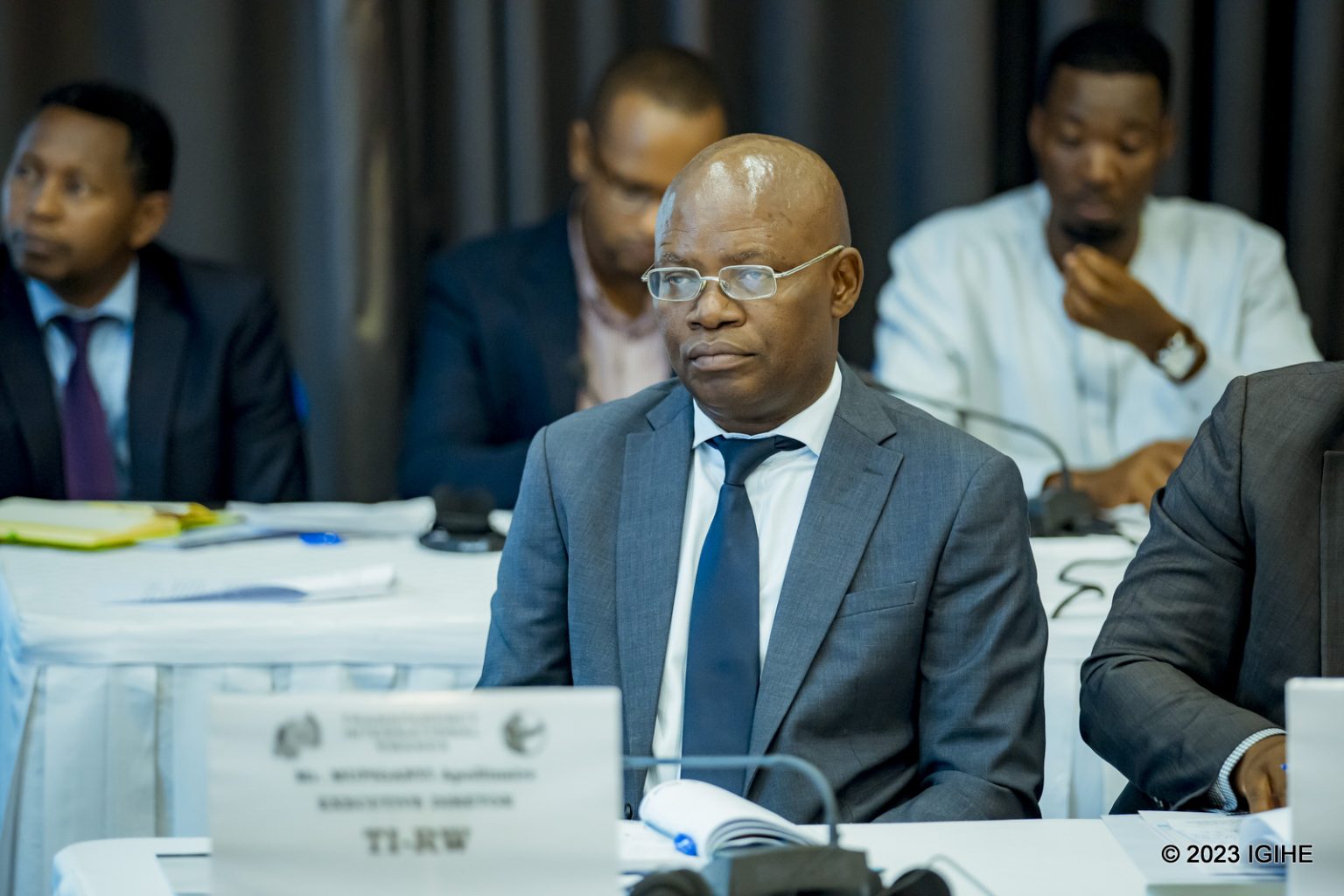 Umukire wahindutse umumotari kubera guterezwa Cyamunara yise akagambane ...